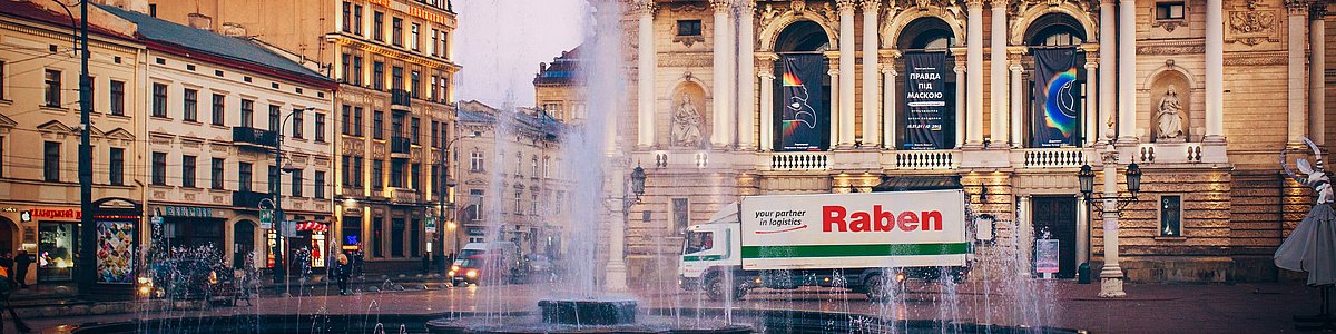 Raben transport to East